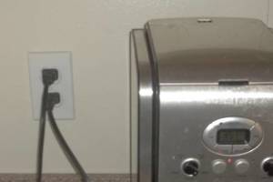 Receptacle Repair, Light Switch Installs & Electric Plug Replacement
